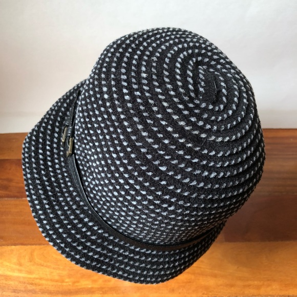 Jessica Simpson | Accessories | Jessica Simpson Gray Black Hat | Poshmark